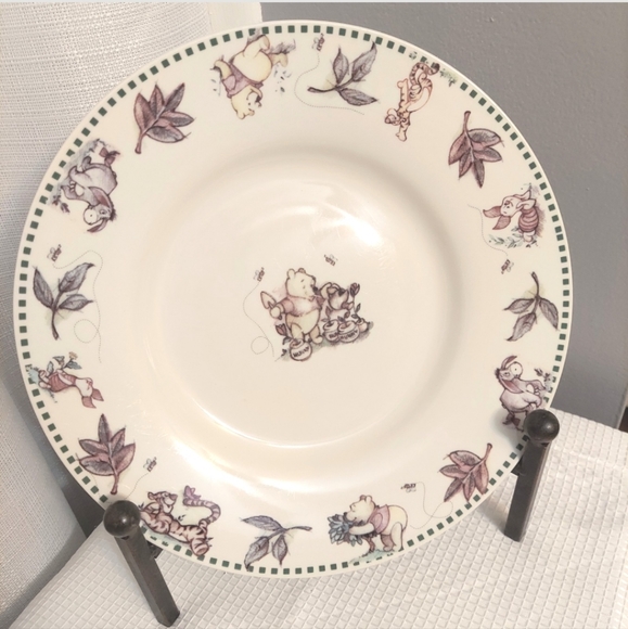 Disney | Dining | Disney Winnie The Pooh Dinner Plate Stoneware Dish ...
